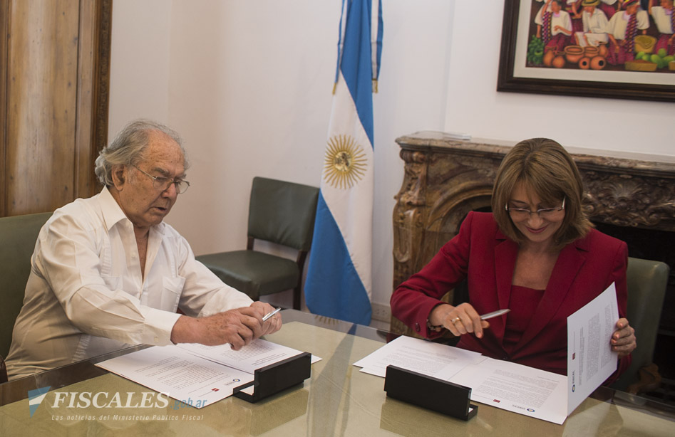 Gils Carbó Recibió A Adolfo Pérez Esquivel Ministerio Público Fiscal